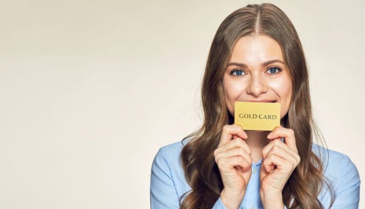 Why having credit cards can be good for your credit profile? - MoneyShop